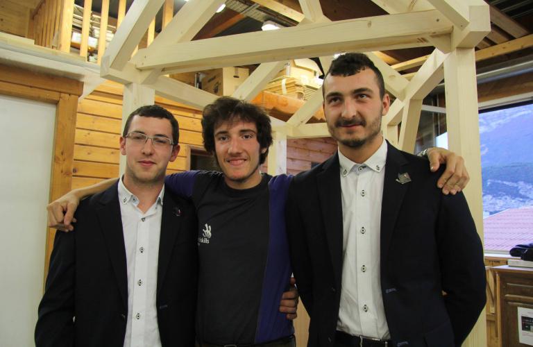 Kevin Devos, Joris Sampayo et Mario Bel aux Olympiades des métiers ...