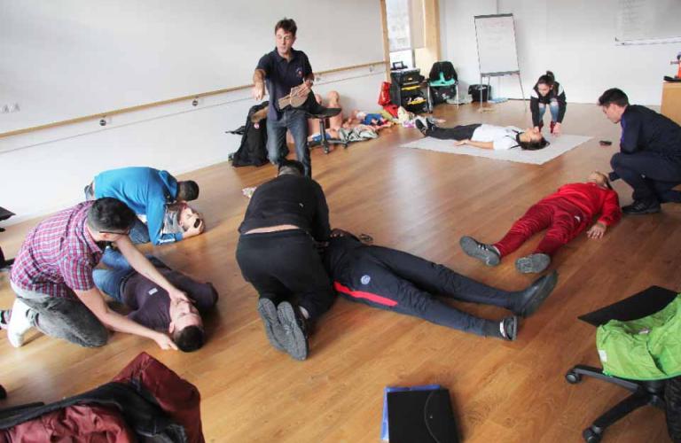 Secourisme : les premiers gestes pour toute une vie | Echirolles